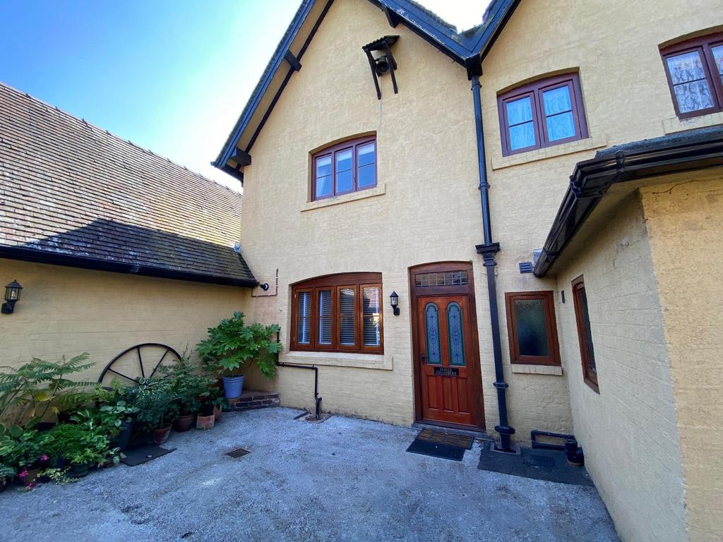 Stone Road, Tittensor, ST12 1 bed apartment - £650 pcm (£150 pw)