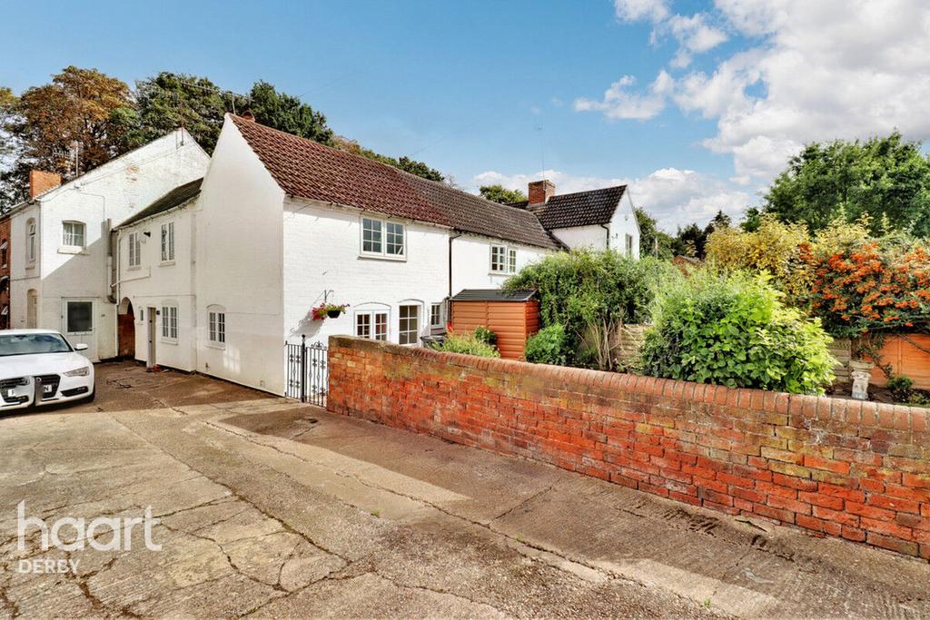 Main Street, Hemington 2 bed cottage for sale - £260,000
