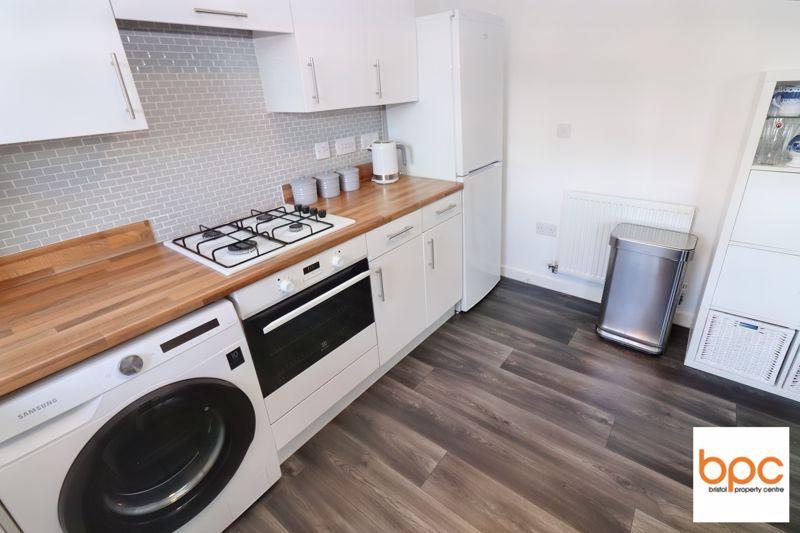 Goosefoot Road, Lyde Green, BS16 2 bed apartment - £215,000