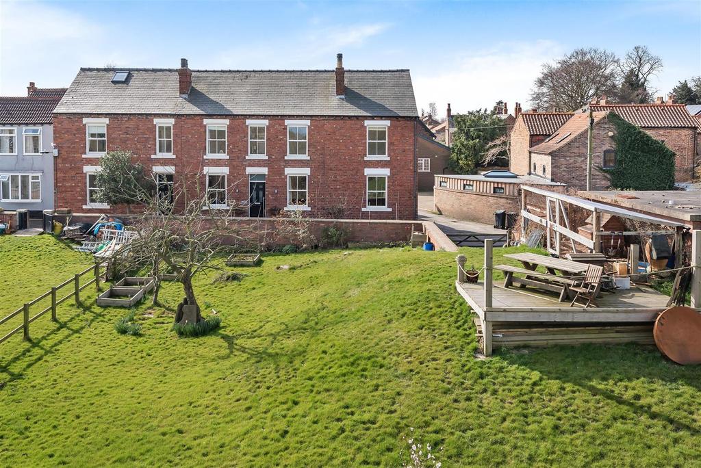 Bolton House, King Street, Cawood... 5 bed semi-detached house - £525,000