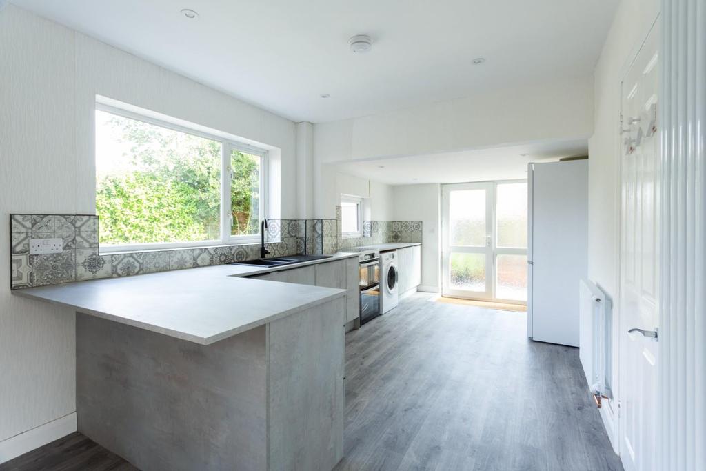 Gale Garth, Alne, York 3 bed house - £1,150 pcm (£265 pw)