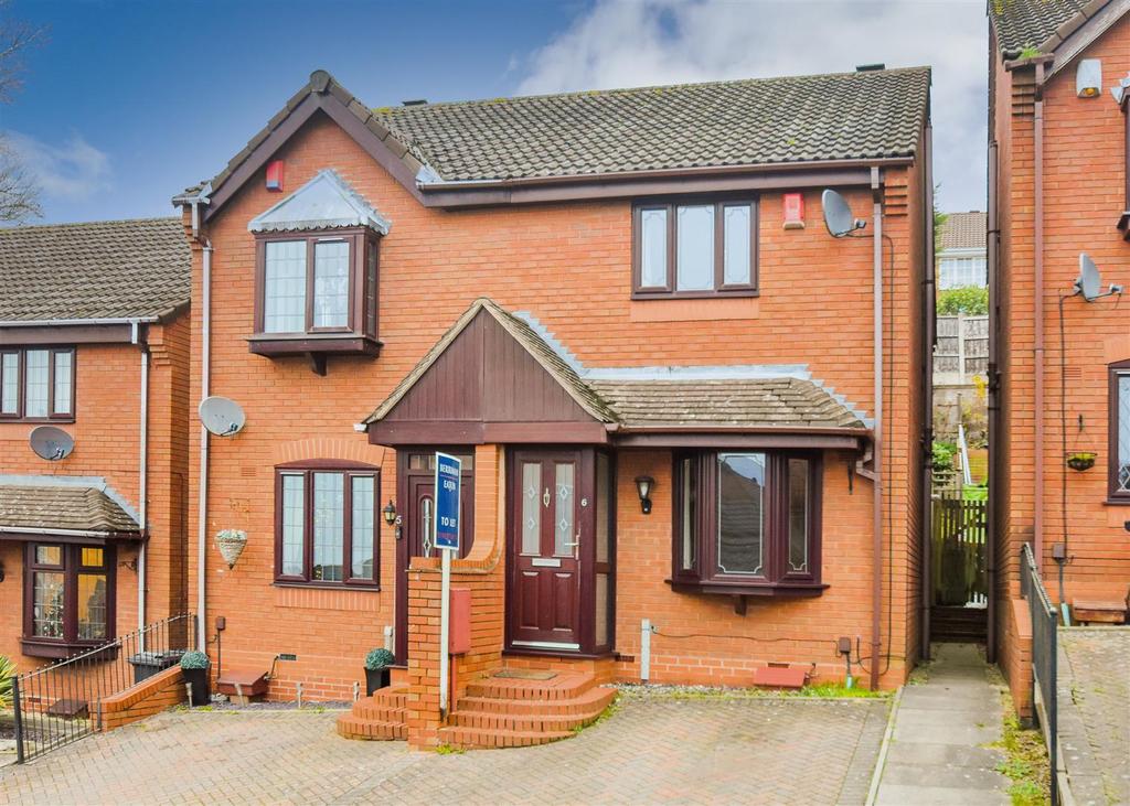6 Gideons Close, Gornal, Dudley 2 bed semi-detached house - £750 pcm (£ ...