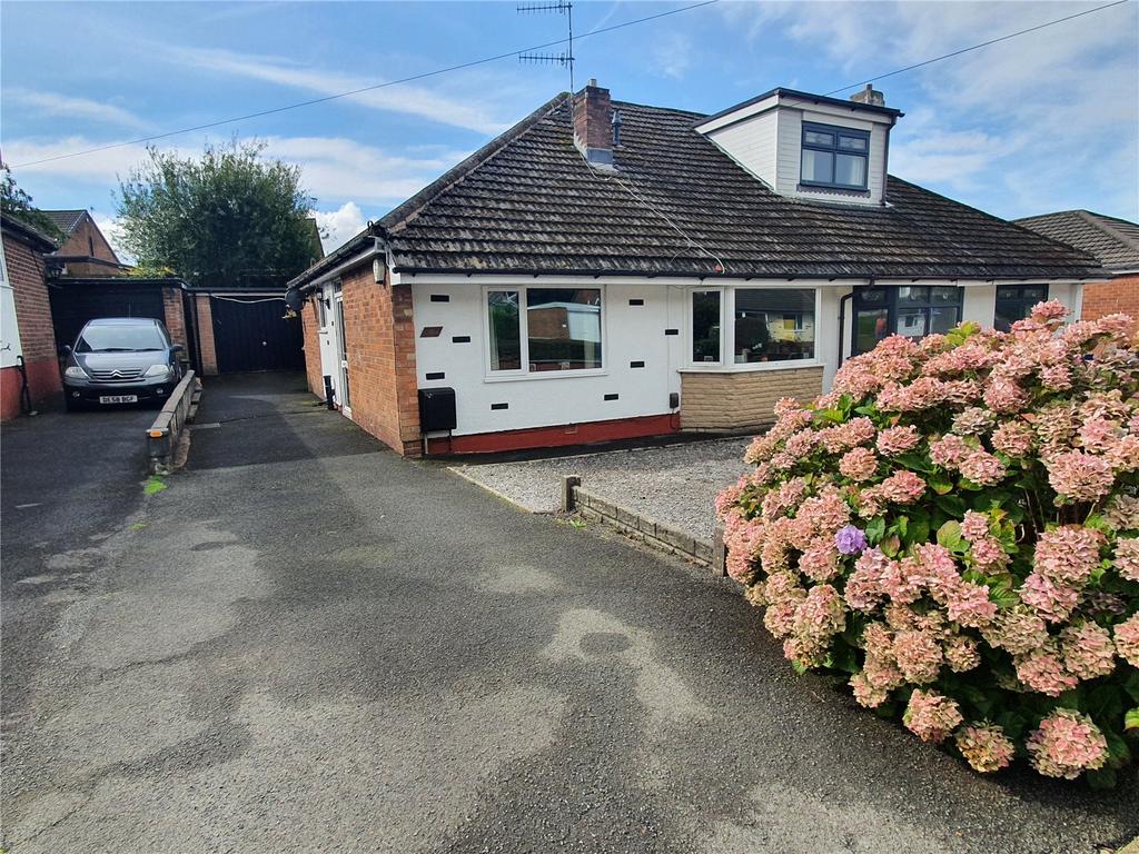 Countess Road Lower Darwen Darwen Bb3 2 Bed Semi Detached Bungalow
