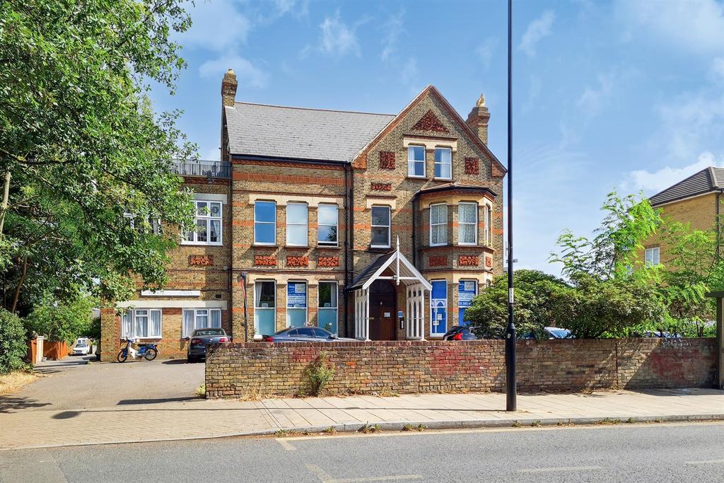 Bolney Court, Lawrie Park Road... Studio - £225,000