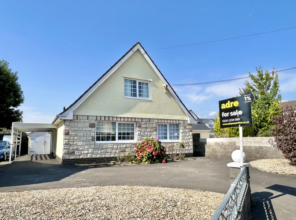 Newport Road, Caldicot NP26 3 bed bungalow - £360,000