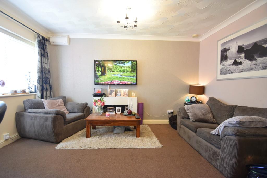 Willowturf Court Bryncethin Bridgend Bridgend County Borough Cf32