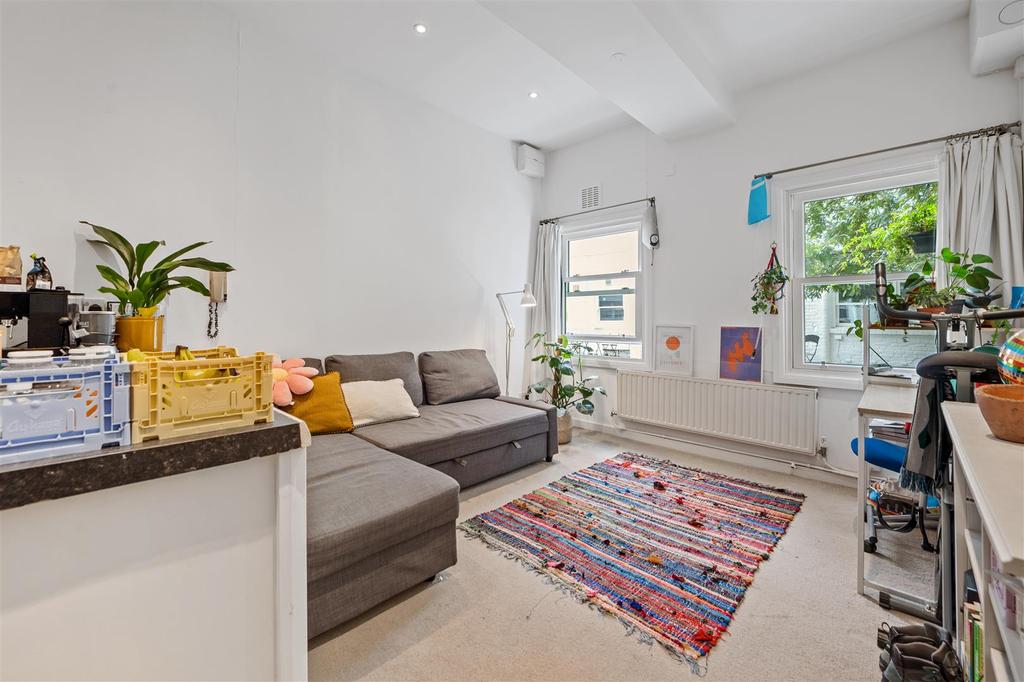 Mildmay Grove North, N1 1 bed flat - £1,700 pcm (£392 pw)