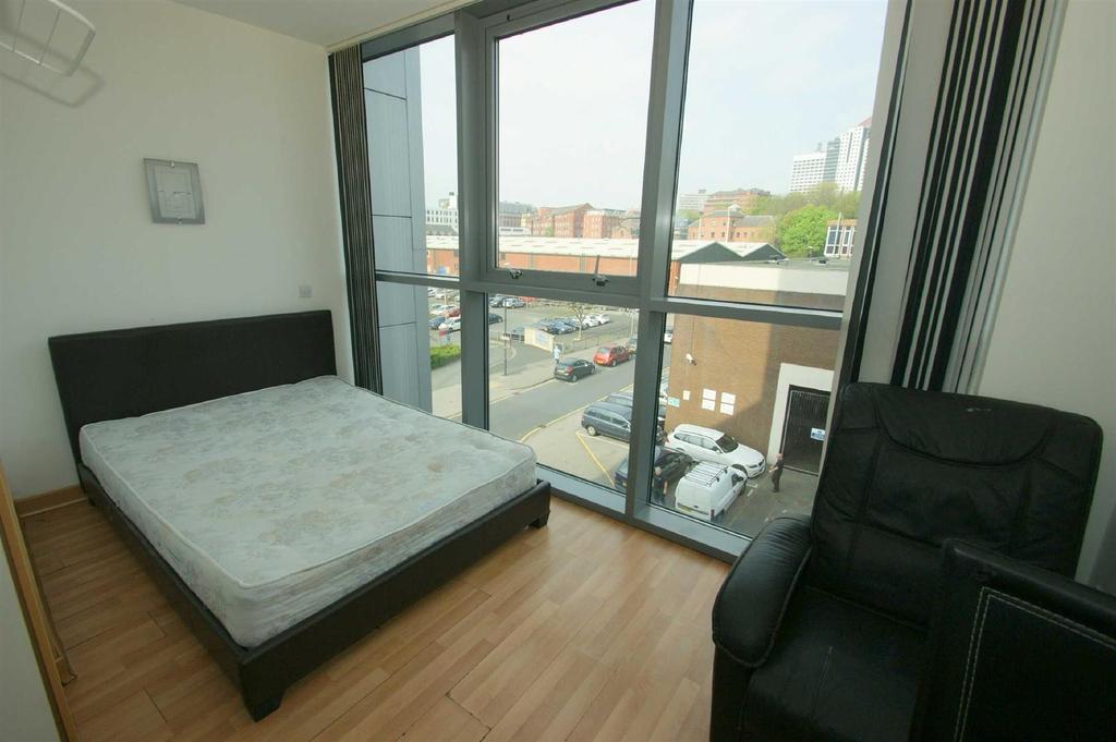 Citispace, Regent Street, Leeds Studio - £450 pcm (£104 pw)