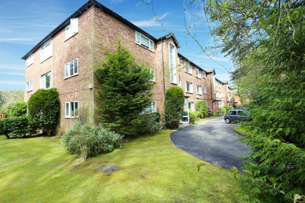 Holme Road, Didsbury, Manchester, M20 2 bed flat - £1,000 pcm (£231 pw)