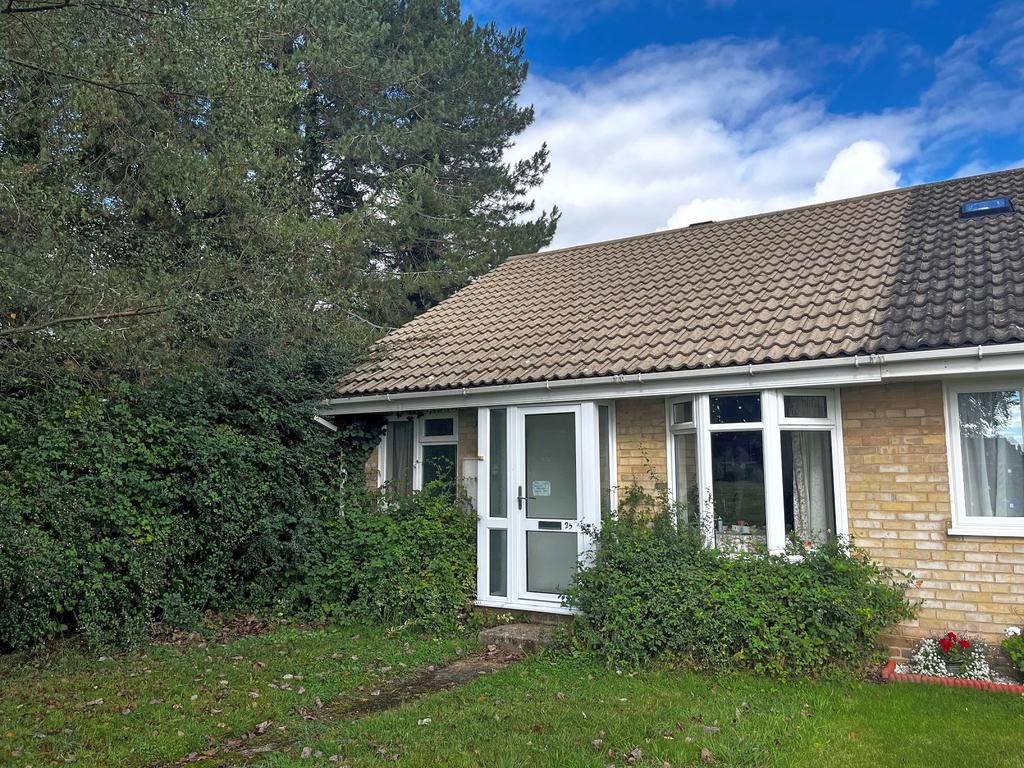 Little Dene Copse, Pennington... 2 bed end of terrace house - £315,000