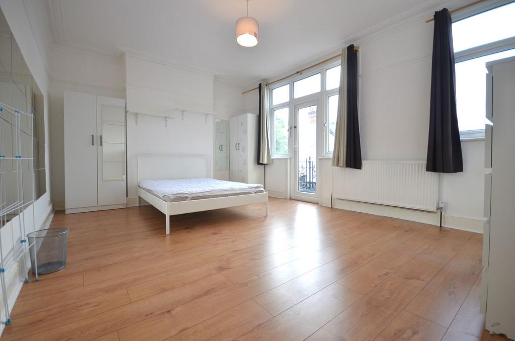 Airedale Road, South Ealing, W5 4SD 5 bed terraced house - £3,400 pcm ...