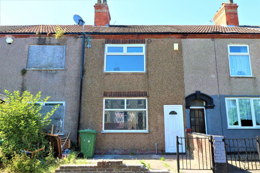 Elsenham Road, Grimsby, DN31 2 bed terraced house - £55,000