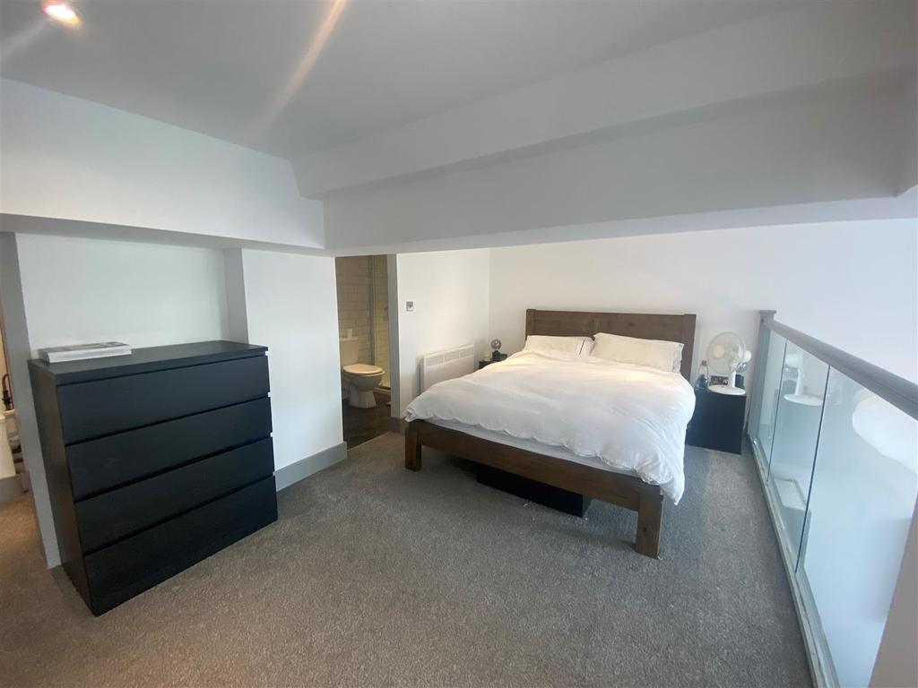 6 Pollard Street, Albion Works, Ancoats 1 bed duplex - £995 pcm (£230 pw)