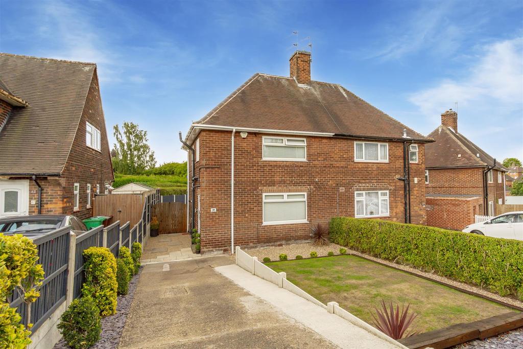 Oxclose Lane, Arnold, Nottingham 3 bed semi-detached house - £200,000