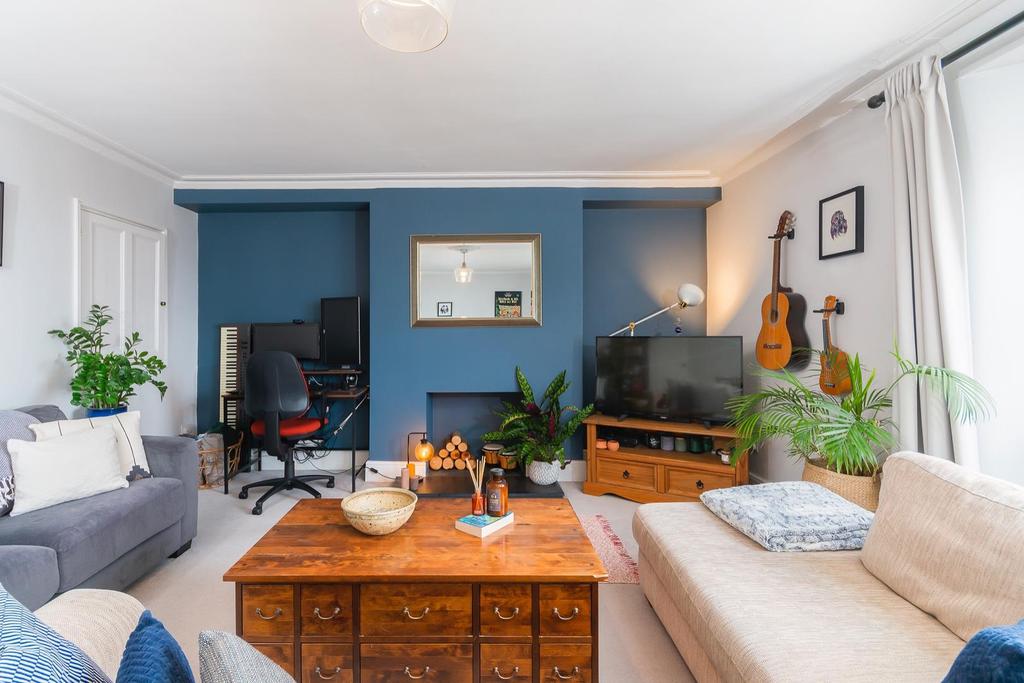Anglesea Place, Clifton 1 bed flat - £325,000