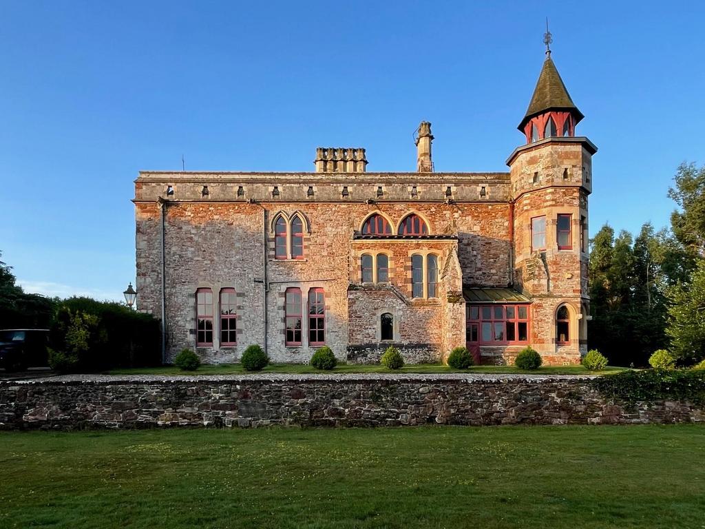 Bishops Court, Exeter, Devon, EX5 7 bed detached house for sale - £ ...