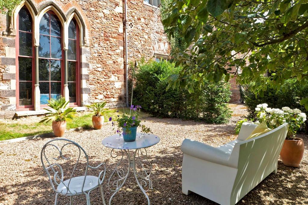 Bishops Court, Exeter, Devon, EX5 7 bed detached house for sale - £ ...