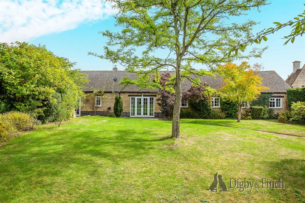Manor Farm, Apethorpe 4 bed barn conversion for sale - £650,000