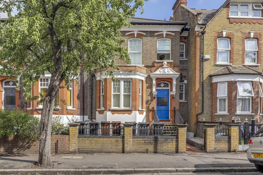 Durley Road, London N16 Studio - £900 pcm (£208 pw)
