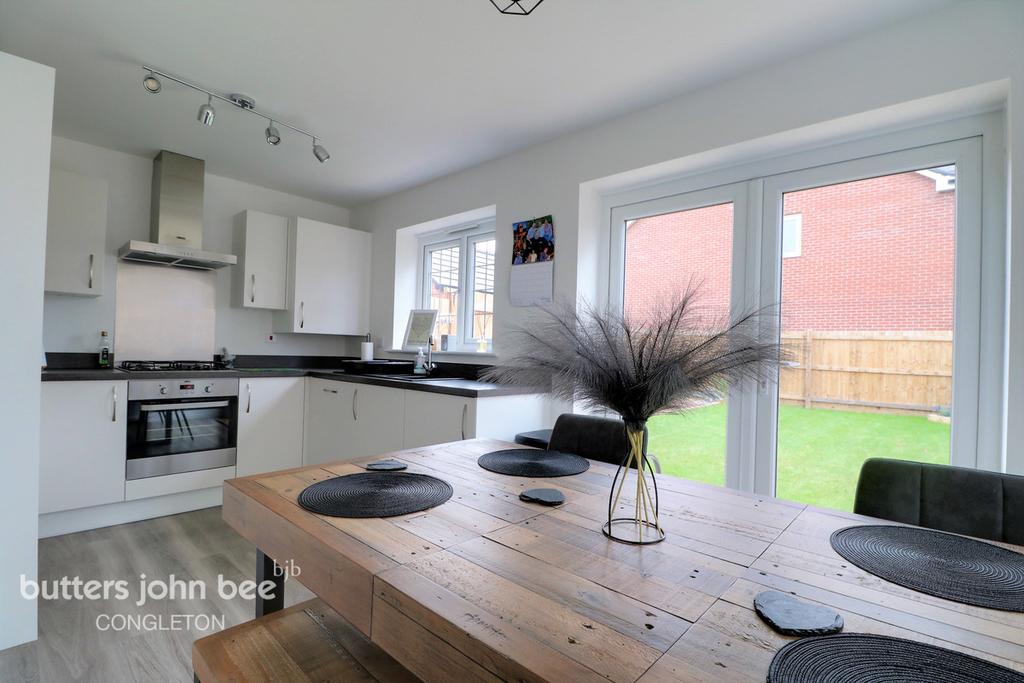 Nanacre Drive, Congleton 3 bed detached house - £315,000