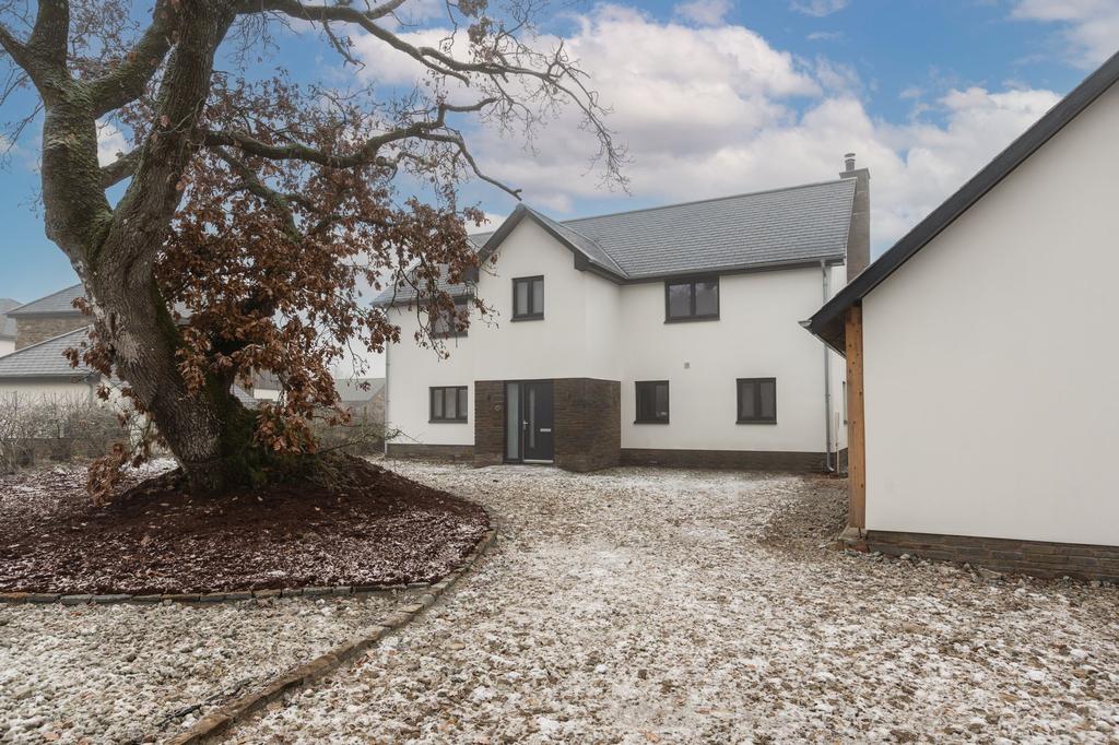 Spreyton, Crediton, EX17 4 bed detached house - £850,000