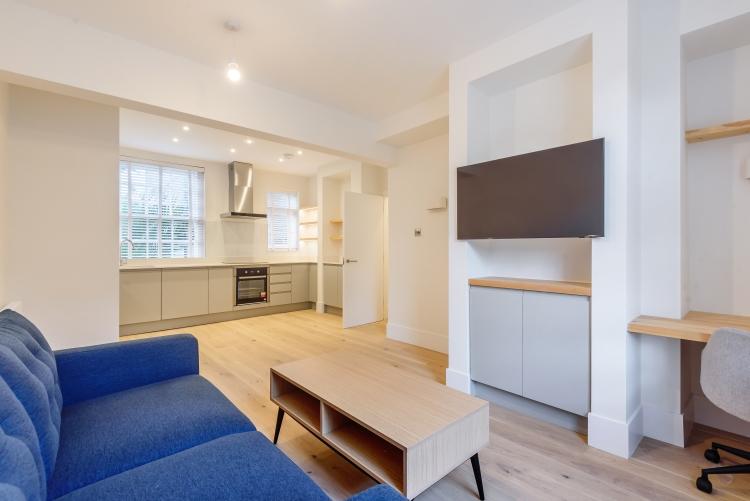 Liverpool Grove London SE17 1 bed apartment - £1,950 pcm (£450 pw)
