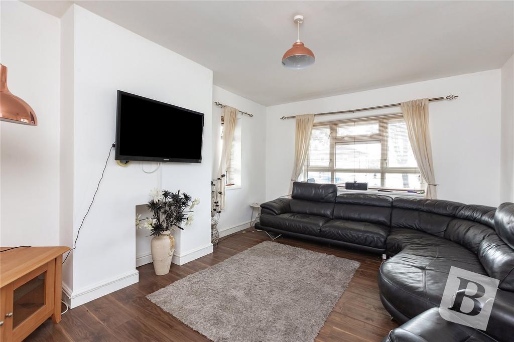 Whalebone Lane South, Dagenham, RM8 1 bed apartment for sale - £190,000