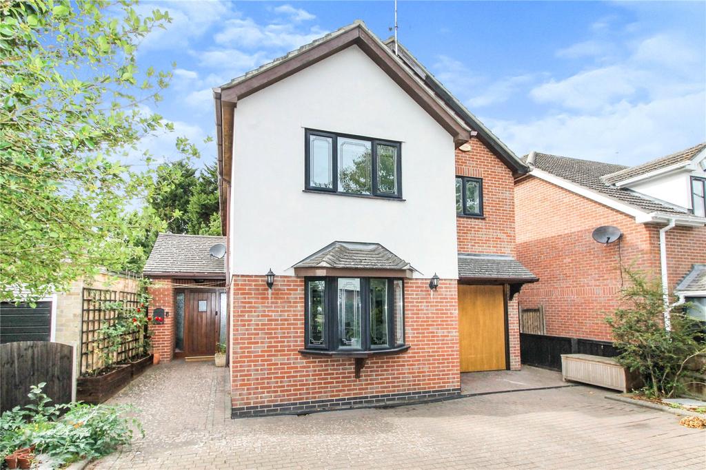 Shelley Road, Hutton, Brentwood... 3 bed detached house - £985,000