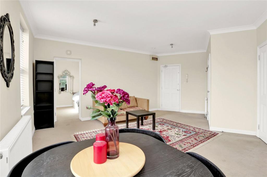 Little Ealing Lane, London, W5 1 bed apartment - £299,000