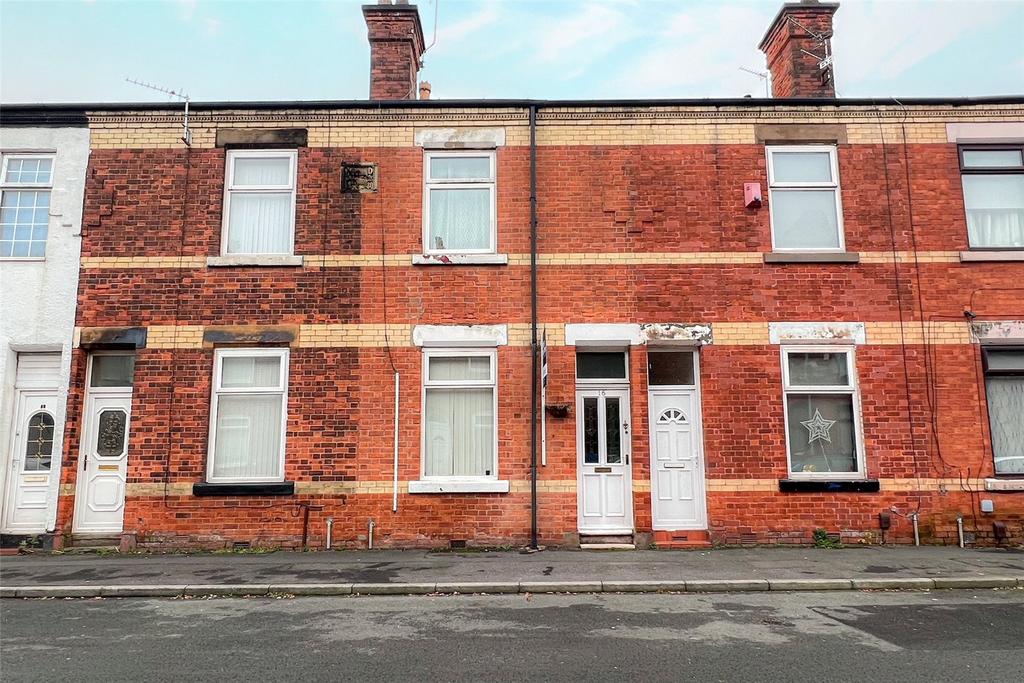 Hulton Street, Failsworth... 2 bed terraced house - £140,000