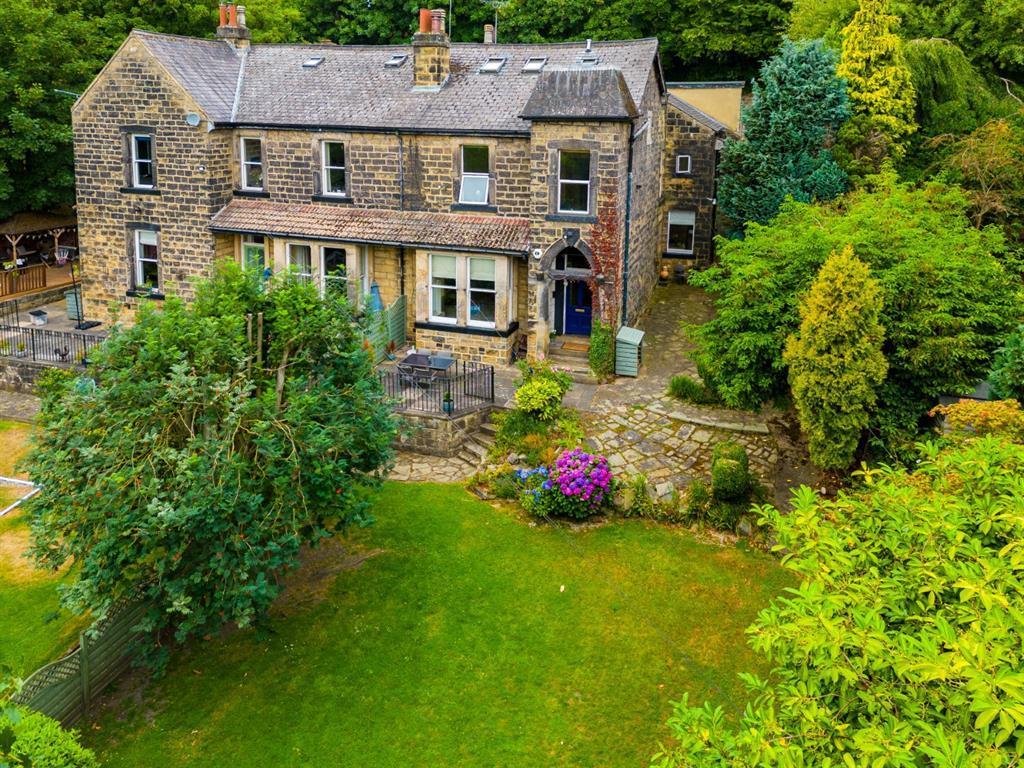 Newlay Lane, Horsforth, LS18 5 bed semi-detached house - £830,000
