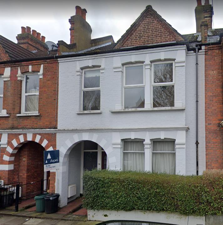 Welham Road, London 3 bed flat - £2,695 pcm (£622 pw)