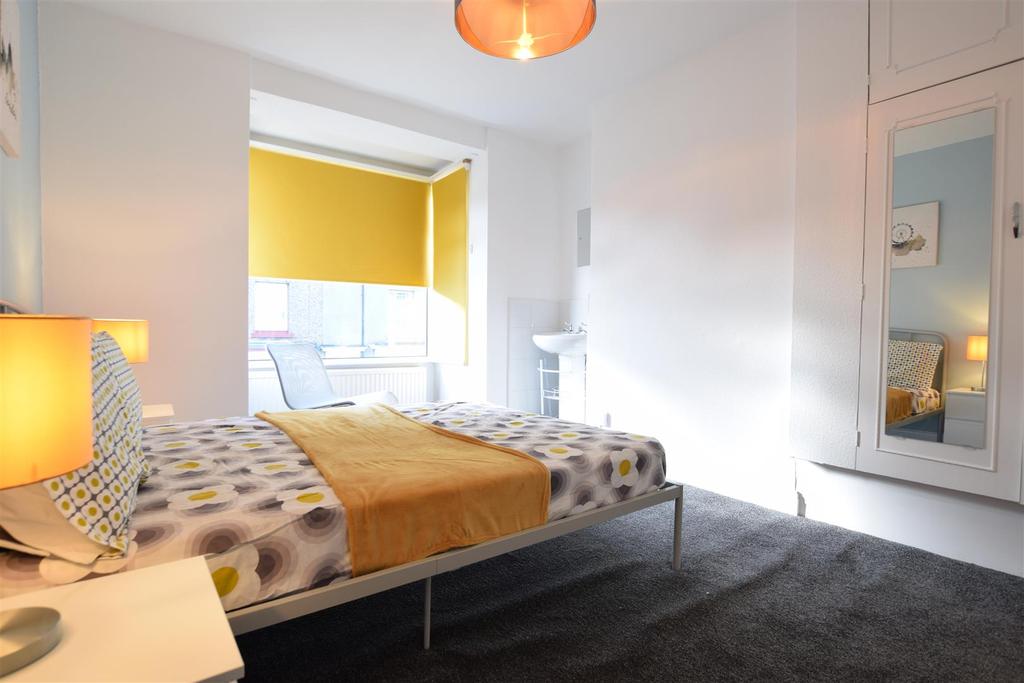 ROOM TO LET Cambridge Street... 1 bed terraced house - £433 pcm (£100 pw)