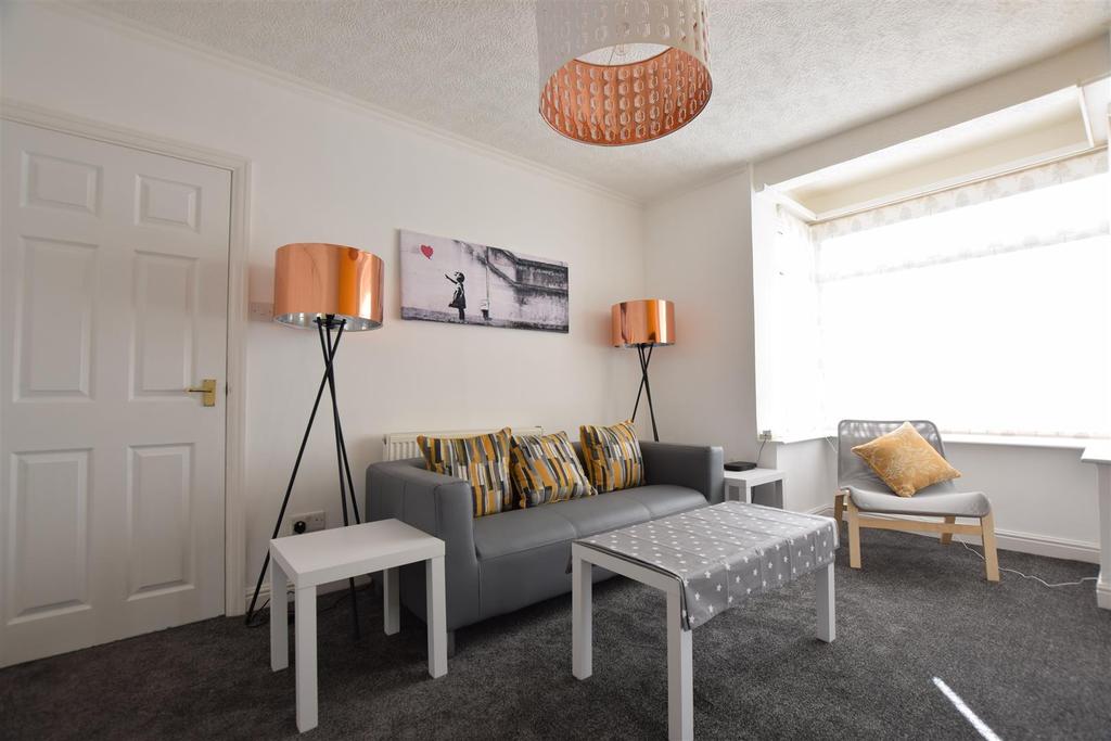 ROOM TO LET Cambridge Street, Scarborough 1 bed terraced house - £433 ...