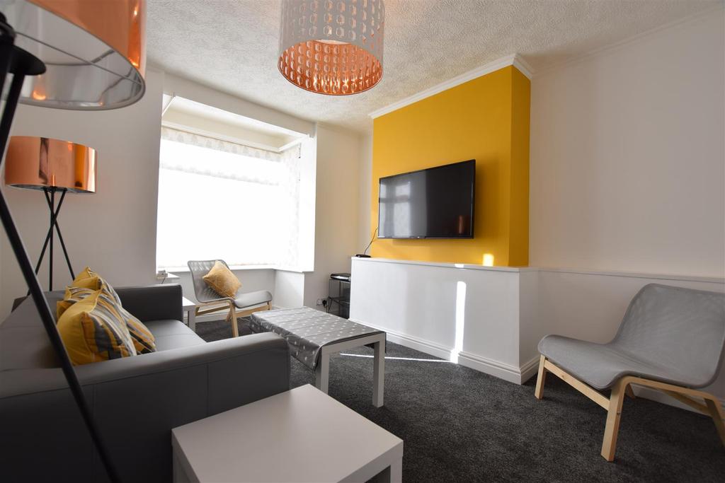 ROOM TO LET Cambridge Street, Scarborough 1 bed terraced house - £433 ...