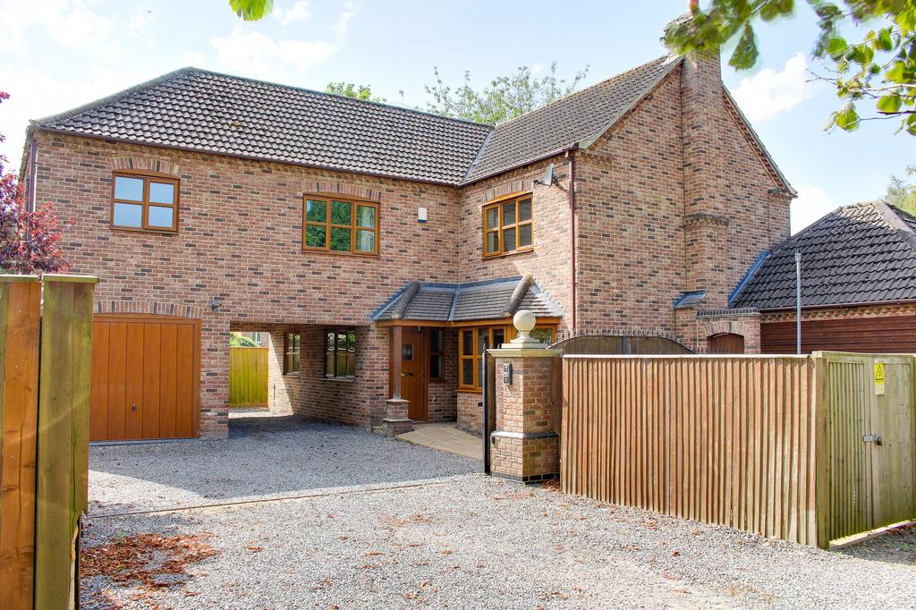North Brink, Wisbech, PE13 4 bed detached house - £475,000