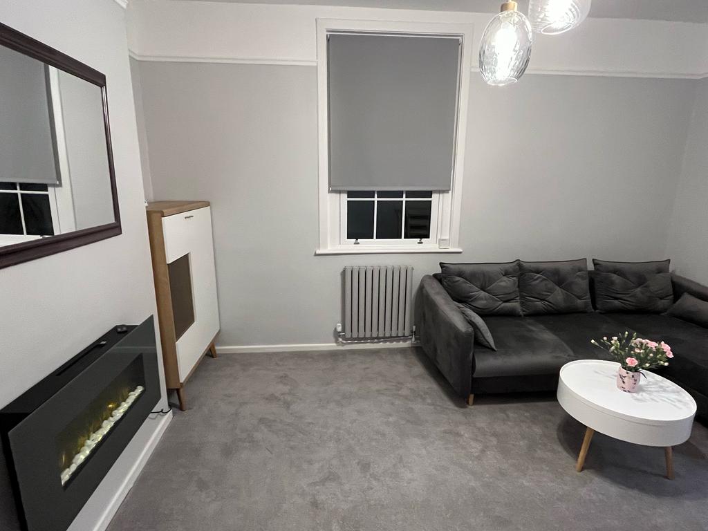 Lower Oldfield Park, Bath BA2 Studio - £1,000 pcm (£231 pw)
