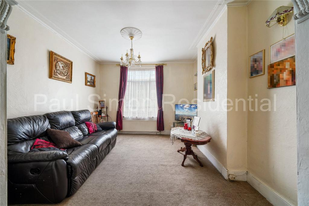 North Grove, London, N15 2 bed terraced house - £575,000