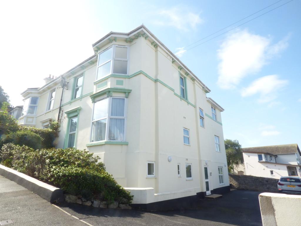Powderham Road, Newton Abbot 2 bed ground floor flat - £795 pcm (£183 pw)