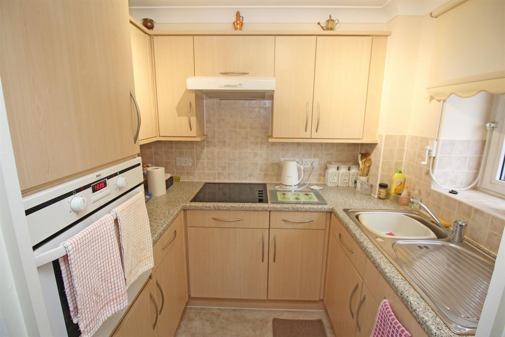 Danestrete, Stevenage, SG1 1YJ 1 bed retirement property - £160,000
