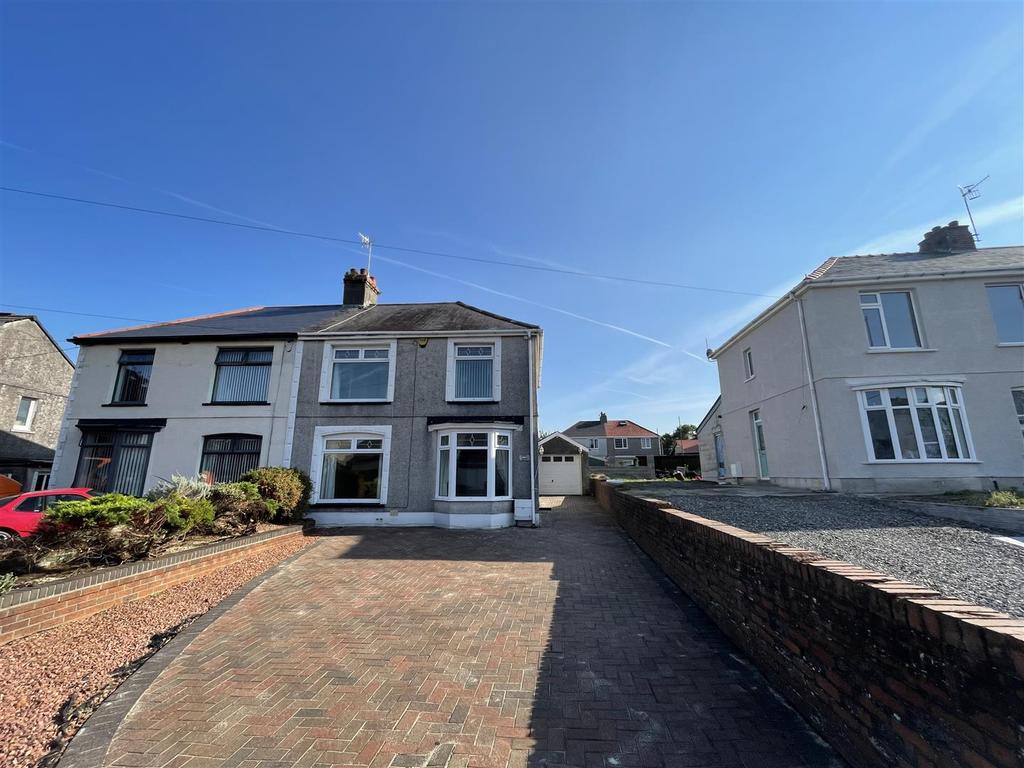 Cimla Road, Neath 3 bed semi-detached house - £200,000