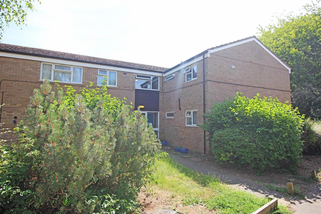 Ripon Road, Stevenage, SG1 4NE 1 bed flat - £160,000