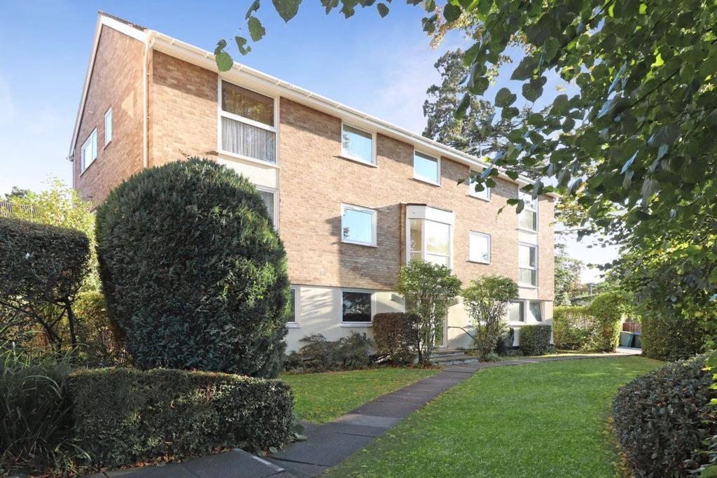 The Park GL50 2RT 2 bed flat - £995 pcm (£230 pw)