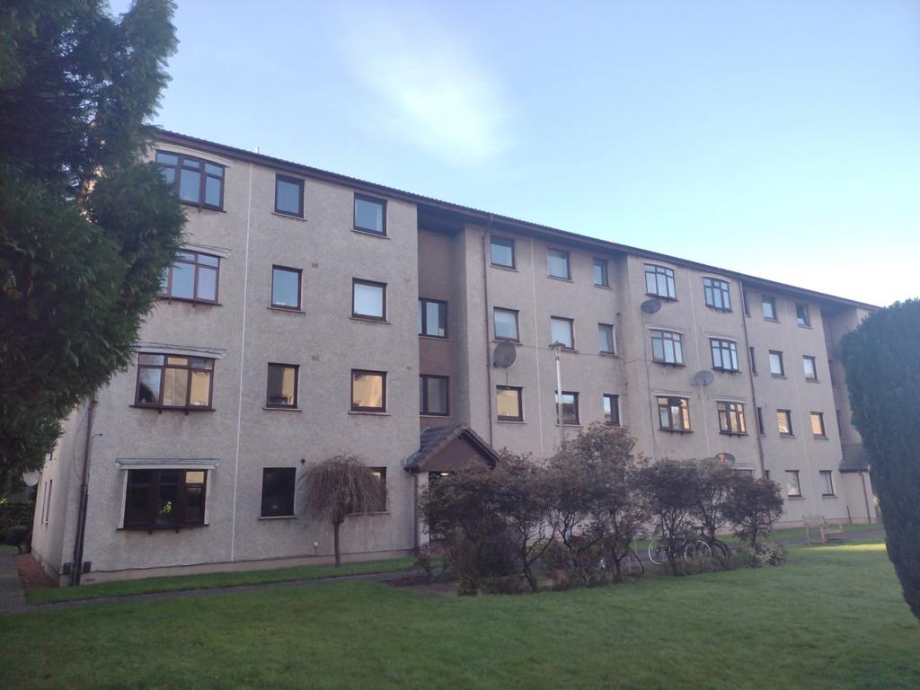 Elliot Street, Leith, Edinburgh, EH7 2 bed flat - £945 pcm (£218 pw)