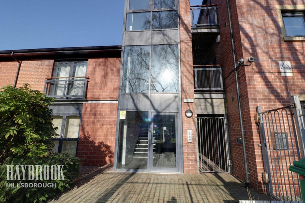 Staveley Road, SHEFFIELD 1 bed apartment - £60,000