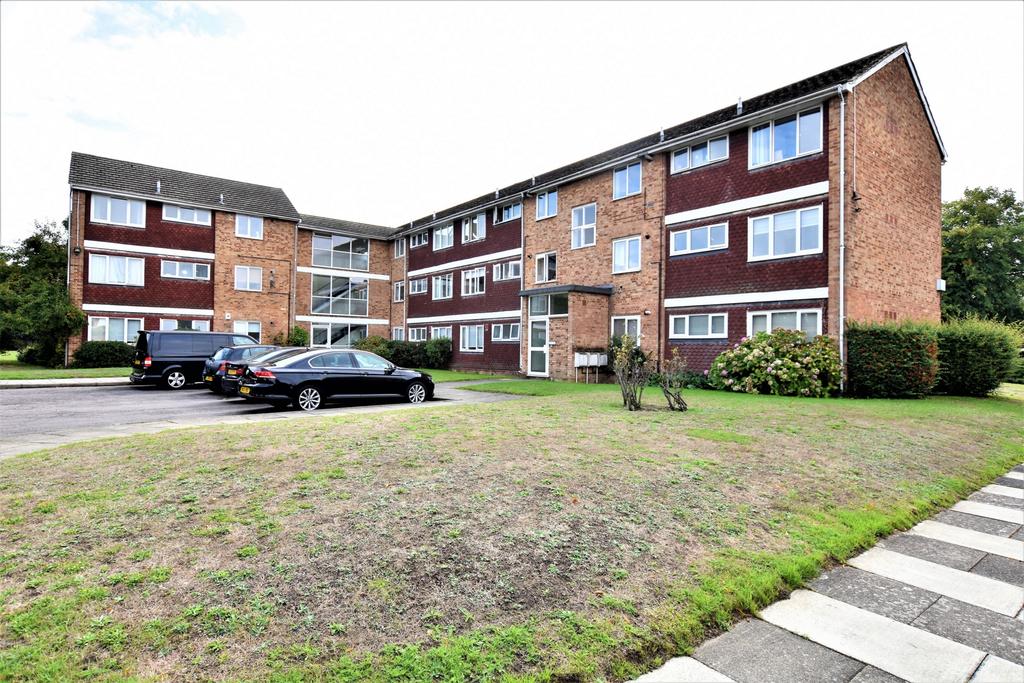 Woodington Close, Eltham, SE9 2 bed flat - £300,000