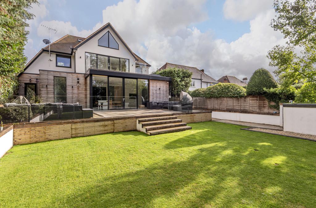 Burgh Wood, Banstead 5 bed detached house - £1,550,000
