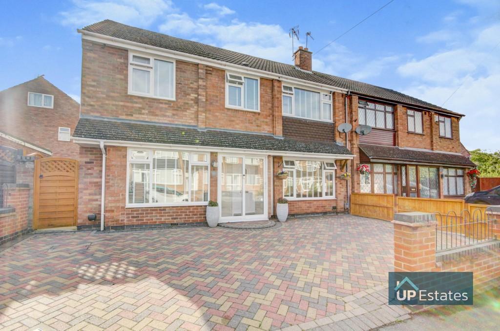Nod Rise, Mount Nod 4 bed semi-detached house - £400,000