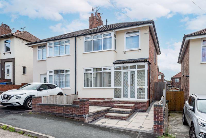 Perrin Avenue, Runcorn 3 bed semi-detached house - £150,000