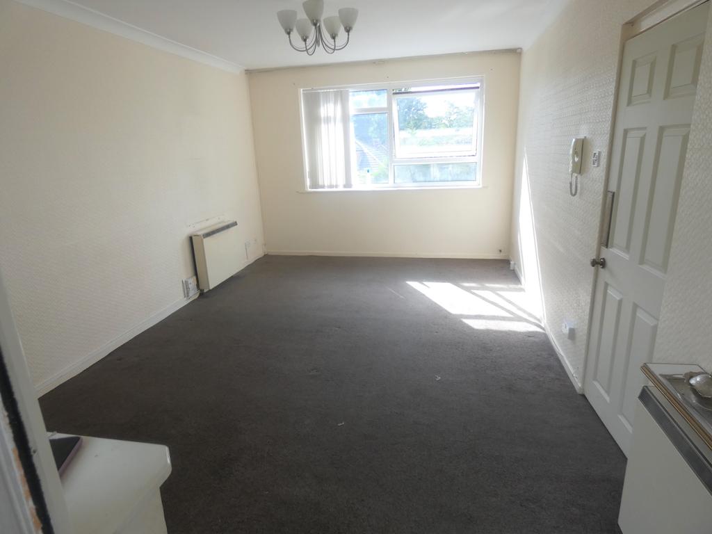 Brooklands Road, Manchester, M8 2 bed flat - £800 pcm (£185 pw)